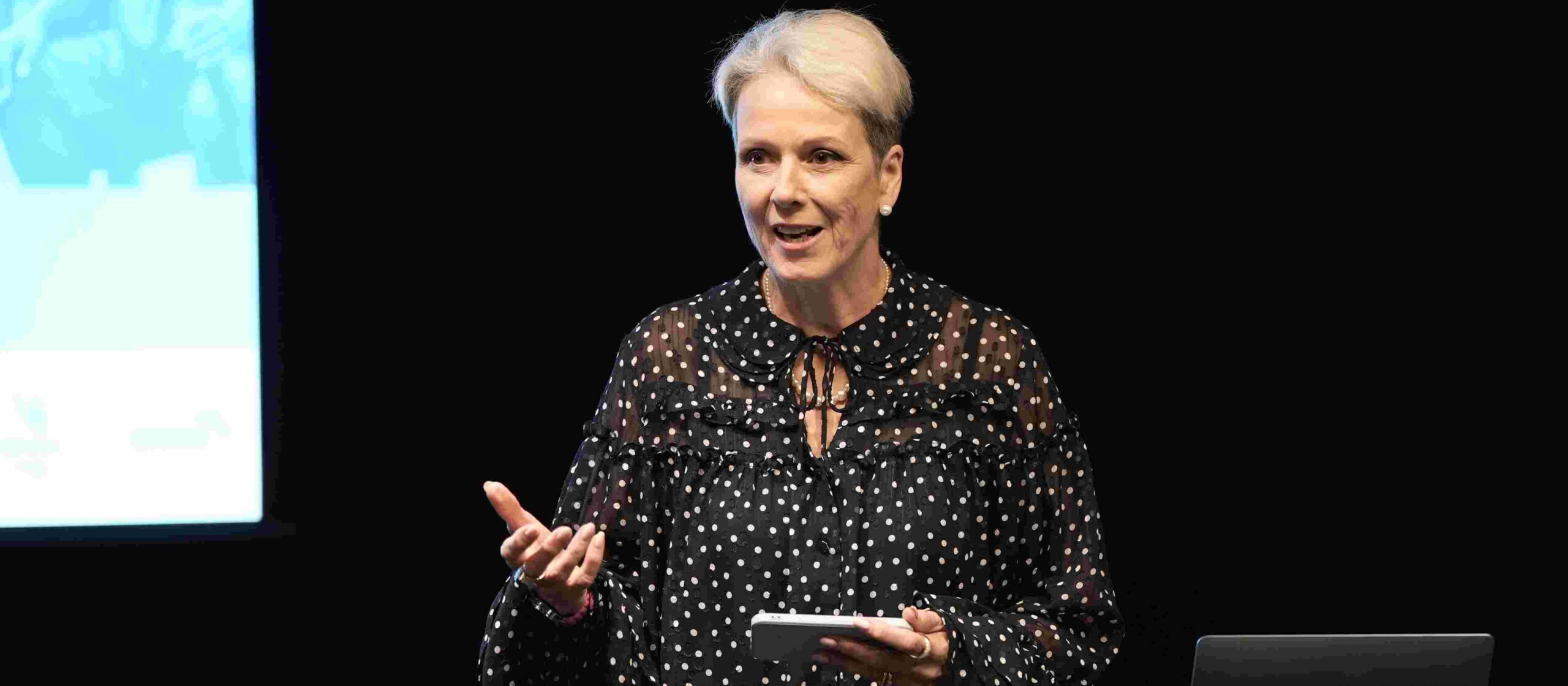 Dawson becomes first female President of the NZOC - Oceania Sport
